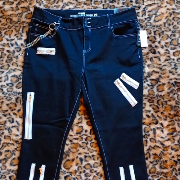 Hot Topic | Pants & Jumpsuits | Hot Topicht Denium Black 2 High Rise ...